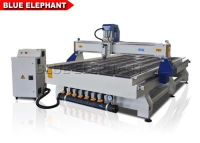 Cina 3d che scolpisce CNC 1836 del router della mobilia per la fabbricazione del gabinetto di legno della porta in vendita