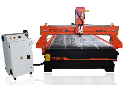 Cina Router 1530 automatico, macchinario dell'incisione 3d, taglierine di CNC di ELE di CNC sul PVC di legno del mdf dello scrittorio dei gabinetti della porta della sedia in vendita