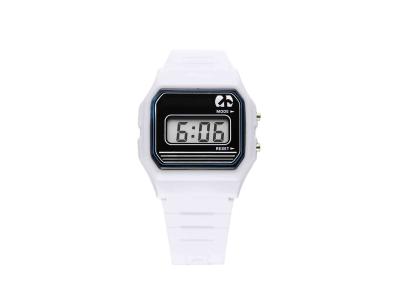 China Los ABS blancos rectangulares encajonan los relojes del LCD Digital de la alarma para las muchachas/las mujeres en venta