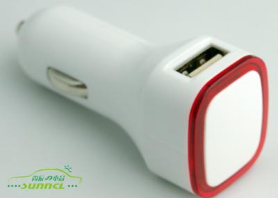 中国 軽量の ABS smartphone の倍 USB 車のアダプター 5V 2100MA 販売のため