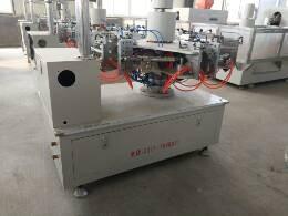 China maquinaria que moldea del plástico plástico de la máquina de moldear 1500-5000pcs/h en venta