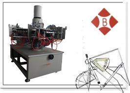 Cina Fresatrice automatica del colpo dei semi di Rotomolding per le bottiglie modellate rotazionali HDPE/del polietilene in vendita