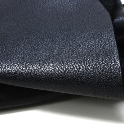 Cina Gli sport deformi di Microfiber rivestono di pelle il tessuto nero 0.6mm della pelle scamosciata spessi in vendita