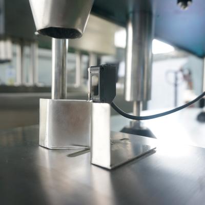 Chine Tablette semi-automatique de pilule de 6 passages comptant la machine SED-6BS à vendre