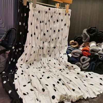 China Niche Design Elegant A-Line High Waist Skirt for Women Spring Summer Wave Dot Printed Pleated Skirt Casual Chiffon Natural for sale