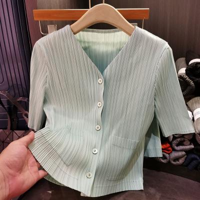 China High-End Women's Two-Piece Set Solid Color V-Neck Short Sleeve Shirt Top High-Waisted Wide-Leg Shorts Casual Loose for sale