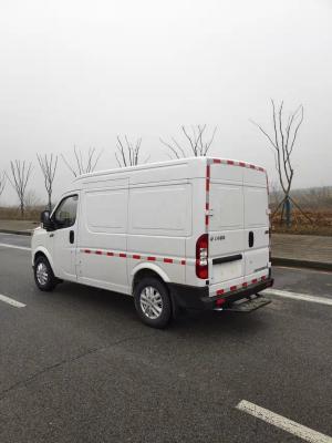 중국 둥펑 4X2 미니 라이트 트럭과 화물 밴 3610 mm 휠베이스 100kW/136HP 엔진 전력 판매용
