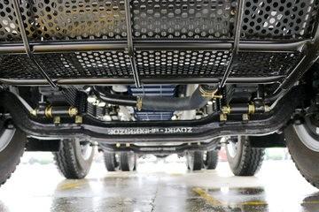 Κίνα Λογιστική Μεταφορές Dongfeng 8x4 Dump Truck 300hp Τροχαίο με 2 επιβάτες προς πώληση