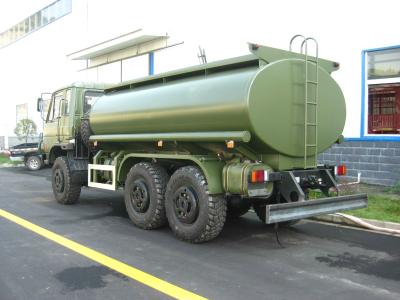 Κίνα 10cbm 6x6 Off Road Fuel Tanker Truck από την Sinotruck με 3-Axis χειροκίνητο κιβώτιο ταχυτήτων προς πώληση
