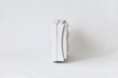 China Verdrahteter Raum-Großbildthermostat für Wärmepumpe mit Nothitze-Unterflursystem zu verkaufen