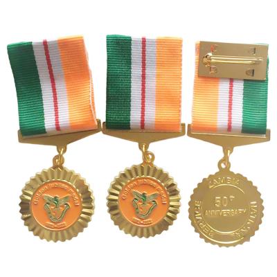 Cina Custom Commemorative Souvenir Medals Woven Polyester Nylon Medal Ribbon in vendita
