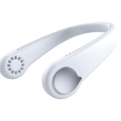 Cina Portable Cooling Neck Hanging Fan Mini Wearable Sports Fan For Outdoors in vendita