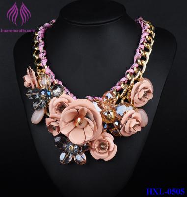 China Joyería pendiente de la moda de la flor del ahogador de la declaración del collar del cuello cristalino cristalino de la flora en venta