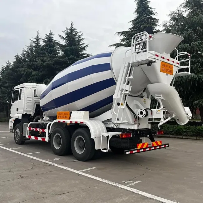 Shacman H3000 6X4 Mixer Truck