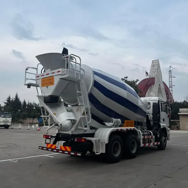 Shacman H3000 6X4 Mixer Truck