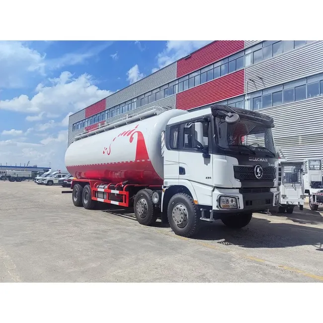Good Quality Shacman Customize Capacity Daily Life Oil Fuel Transport Lorry Truck