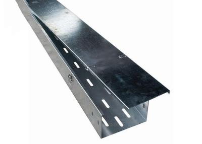 Cina Larghezza perforata pre galvanizzata del vano per cavi di GI di lunghezza di 1-6m 25-1200mm in vendita