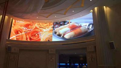 Cina Pidocchi dell'interno curvi della parete 1200 dello schermo di visualizzazione del LED video per la mostra in vendita