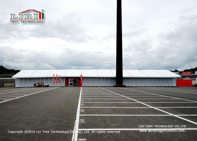 Cina Grande tenda 15x40m di Arcum con il pannello dell'ABS intorno e decorazione interna di lusso per l'evento F1 in vendita
