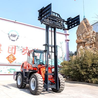 Cina Trazione a quattro ruote 36,8kw 3 tonnellate carrello elevatore 3m altezza di sollevamento in vendita