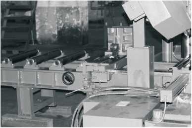 Κίνα 500mm 5.5kw αυτόματο πριόνι ζωνών τροφών οριζόντιο φορητό για το σιδηρούχο μέταλλο προς πώληση