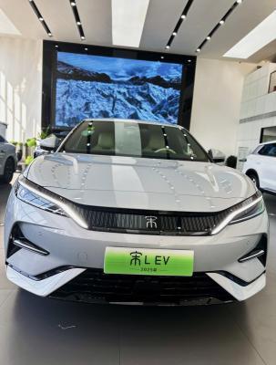 China 2024 Nieuw energievoertuig BYD Song EV Dm-I 4WD Auto 662Km 5 zitplaatsen SUV Te koop
