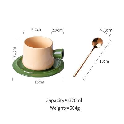 Chine Porcelaine Morandi Couleur Ceramique Set tasse de thé avec cuillère Style de design moderne et soucoupe à vendre