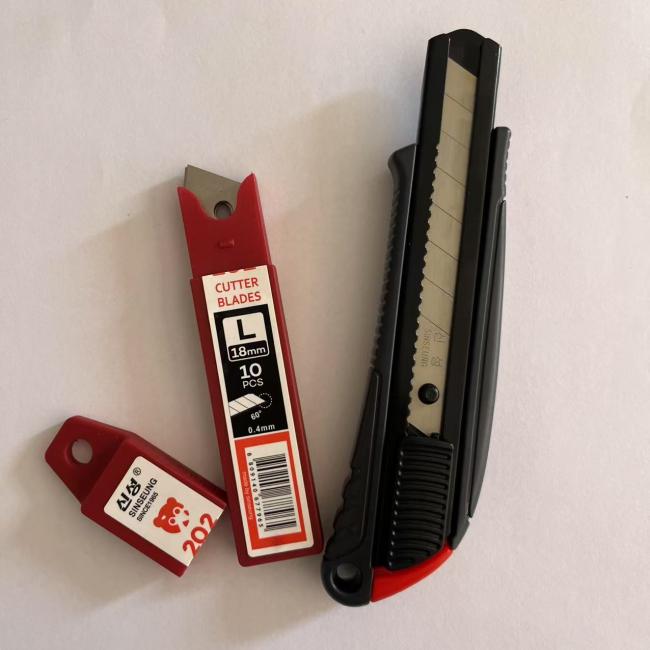 18mm Cutter Blades - Silver colored precision cutting blades