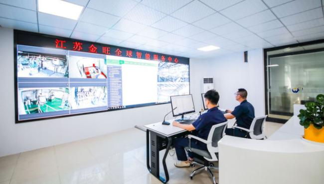 Spindle Automatic Bottle Capper Machine 6000 Bottles Per Hour 2.4KW 100cpm 3