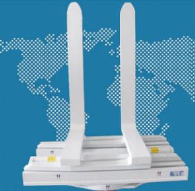 中国 3tフォークリフトの側面のベルト寄せの付属品は長さ915mm分岐する 販売のため