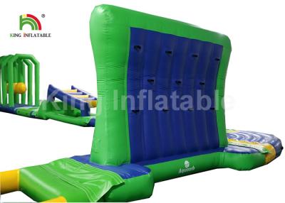 Chine D'air parcs aquatiques gonflables de flottement combinés verts colorés fortement pour la mer de plage 12 mois de garantie à vendre