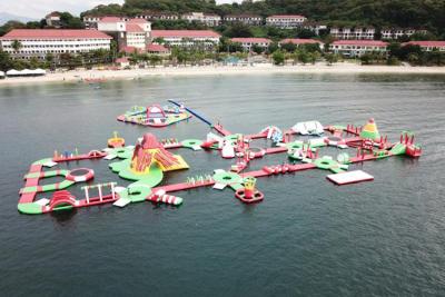 Chine Parc aquatique gonflable de flottement de jeux de sport de mer d'amusement pour des enfants d'adultes à vendre