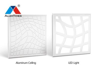 Cina Alluminio inossidabile Ceiling600 perforato X 600mm del metallo normale 10 anni di garanzia in vendita