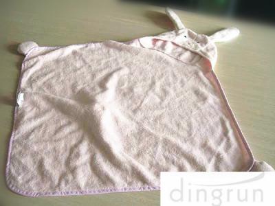 Cina Asciugamano incappucciato neonato del modello del coniglio, asciugamani di bagno incappucciati del bambino 80*80cm in vendita