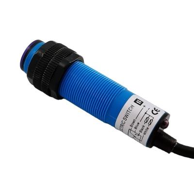 Cina Il commutatore fotoelettrico G18 3 NESSUNA 10cm distanza di rilevazione del cavo 10-30VDC PNP ha diffuso il tipo sensore fotoelettrico in vendita