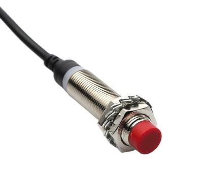 China 3-fio 12vdc NPN NENHUM sensor de proximidade indutivo de detecção da distância M18 do interruptor 8mm do sensor de posição do cabo LM18-3008NA de 1.0m à venda