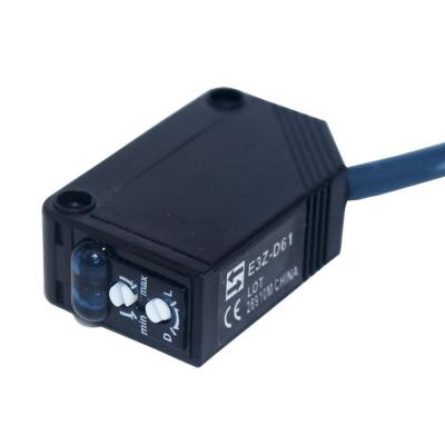 Китай новый и первоначальный датчик переключателя E3Z-D61 E3Z-R61 E3Z-D62 E3Z-D81 E3Z-R81 E3Z-D82 светоэлектрический в запасе продается