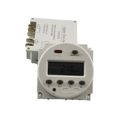 Cina temporizzatore programmabile 24H/7D di CC/CA del temporizzatore di 16A Digital CN102B in vendita
