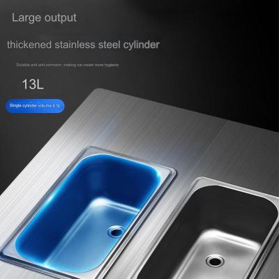 Chine Une machine à glaces en acier inoxydable de 25 litres par heure, parfaite pour les amateurs de desserts. à vendre