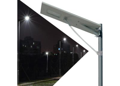 Cina iluminazioni pubbliche alimentate solari di 30W 60W LED, iluminazione pubblica solare con il sensore di moto in vendita