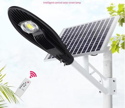 Cina Iluminazioni pubbliche alimentate solari materiali di alluminio del LED altezza di montaggio di 12m - di 5 in vendita