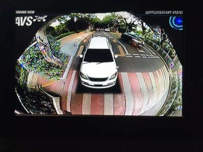 中国 3D 360鳥の眺めの駐車システム、導かれたカメラの口径測定、360の盲点の適用範囲、普遍的なモデル 販売のため