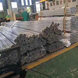 Κίνα σωλήνας 5mm σωλήνων αργιλίου 7005 7020 T6 10mm τυπώνοντας κύκλος σωλήνων αργιλίου προς πώληση