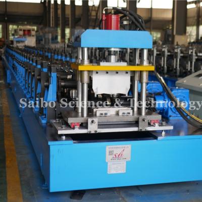 Cina rotolo del piatto del pedale 55kw che forma macchina che guida automaticamente con la perforazione 160T in vendita
