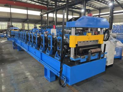 China Máquina de moldagem de rolos de costura em pé com sistema de perfuração à venda