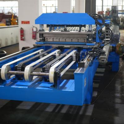 China Máquina de moldagem de rolos de painéis ondulados de alta velocidade de alto desempenho 70m/min Controle por PLC à venda