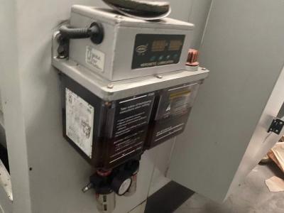 중국 24T 암 유형 ATC CNC 밀링 센터 초침 7.5Kw 서보 모터 스핀들 BT40 판매용