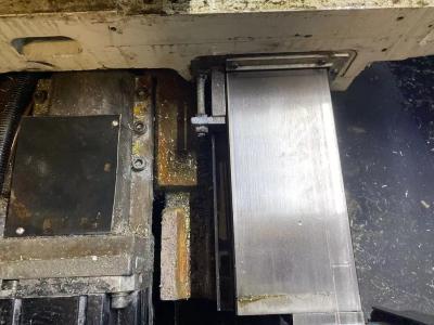 중국 VMC 850 수직 CNC 머시닝 센터 미쓰비시 시스템 380V 50Hz 3상 판매용