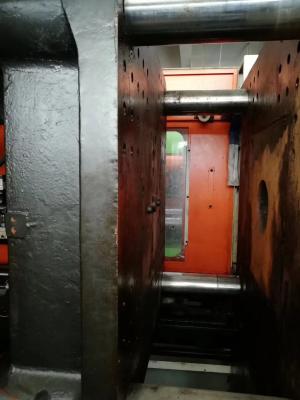 중국 Chenhsong EM320 PET 사출 성형기 320톤 중고 판매용