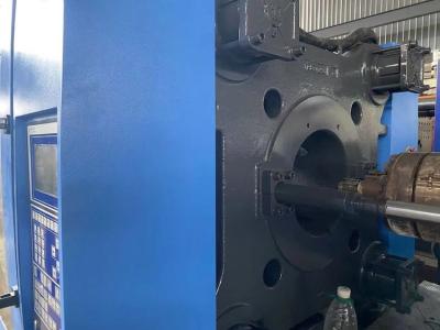 Cina Plastica usata del servomotore della generazione una dell'haitiano MA3800 che fa la macchina dello stampaggio ad iniezione in vendita